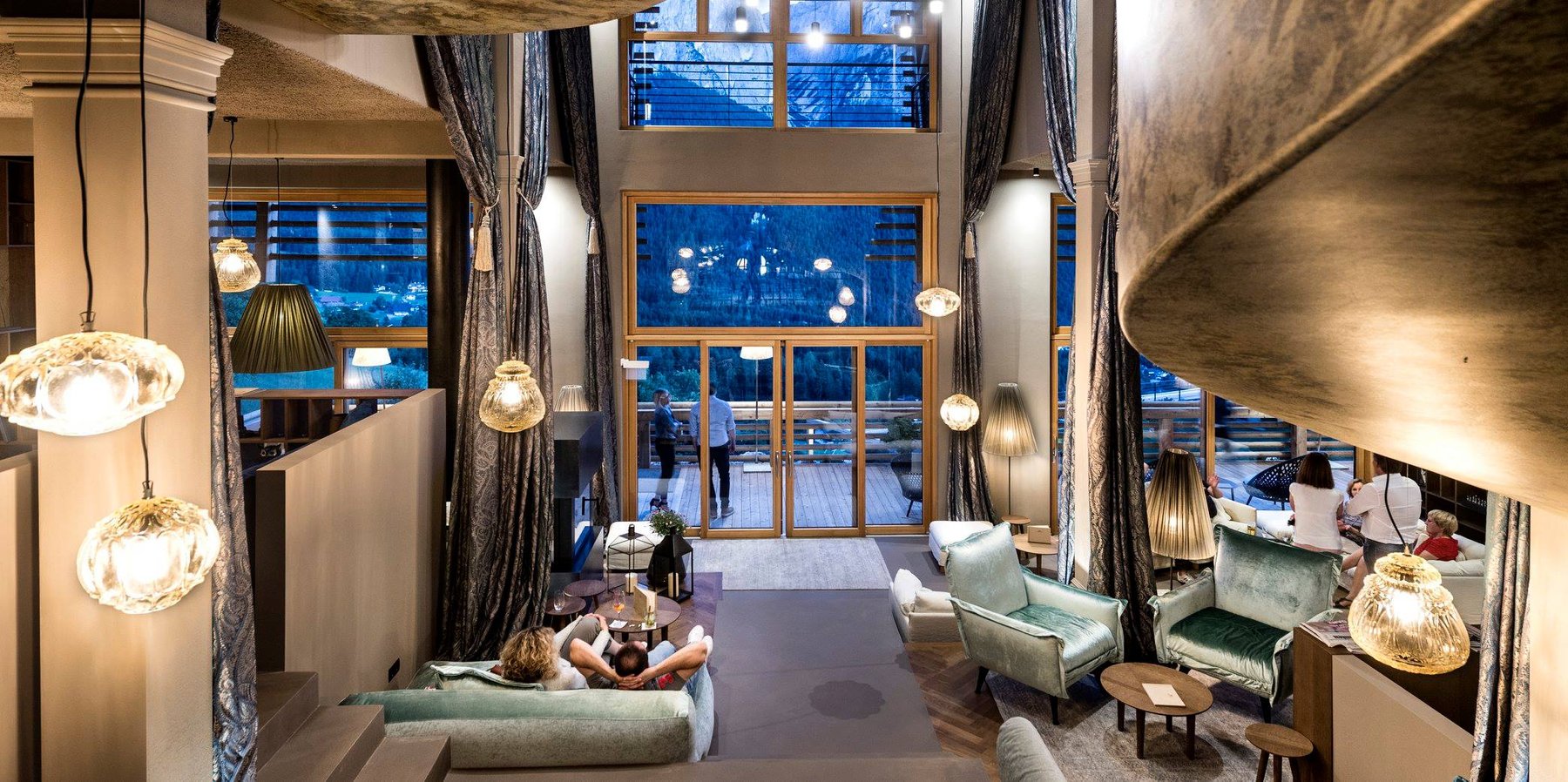 Decorative lighting for hotels: everything you need to know