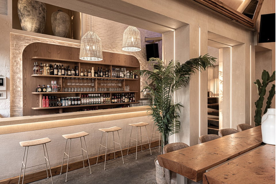 Bar counter lighting: how to choose the lamps