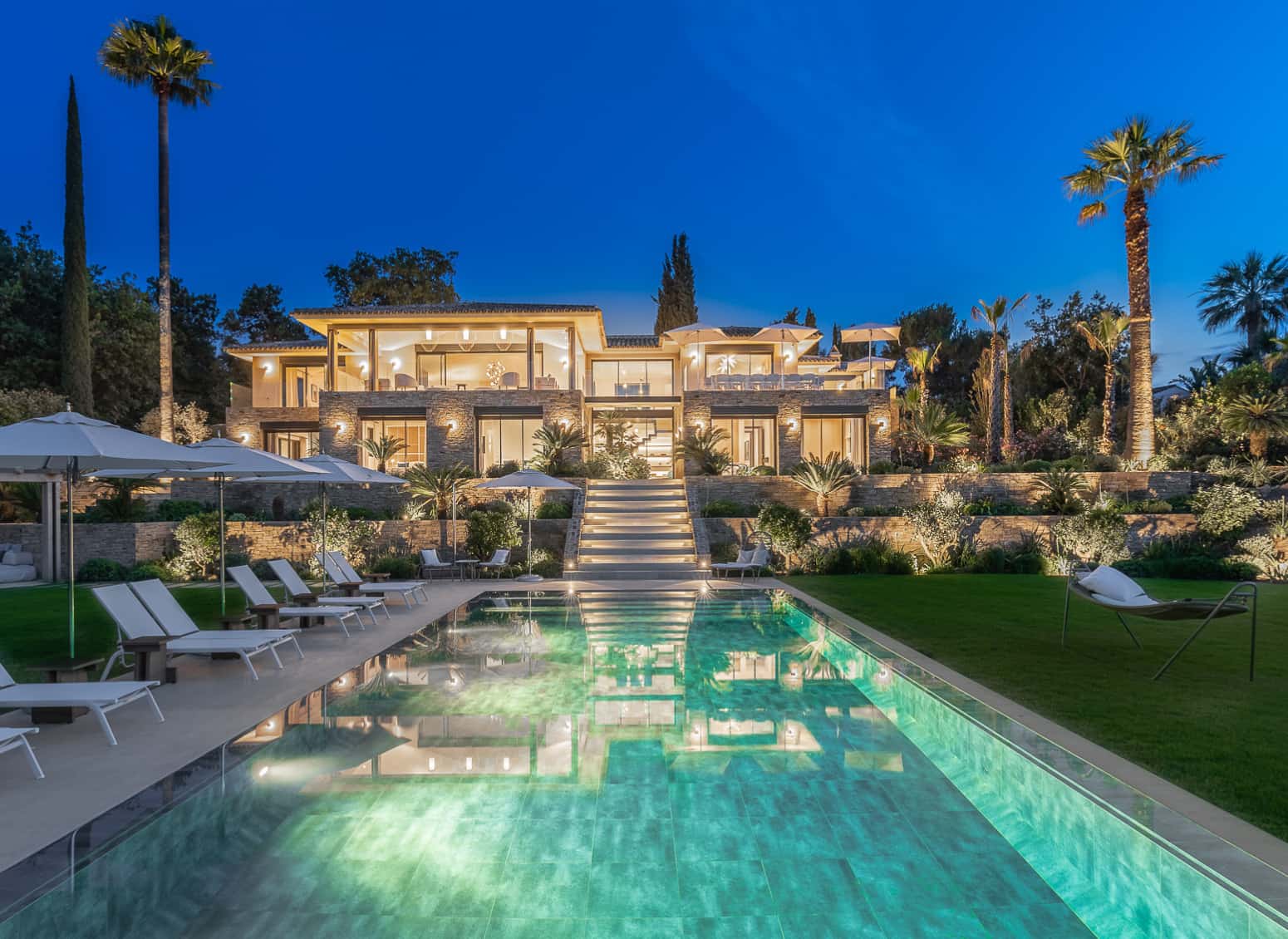 Modern home lighting: Karman project in Saint-Tropez