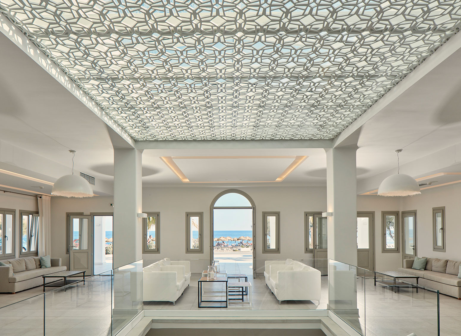 Contract lighting for hotels and accommodation facilities: Karman lamps